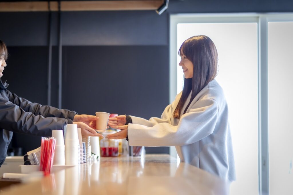 【終了】kumo cafe – terrace on snow – 3/1(金)雪上テラスの営業開始！ ｜ 湯沢高原スキー場／パノラマパーク